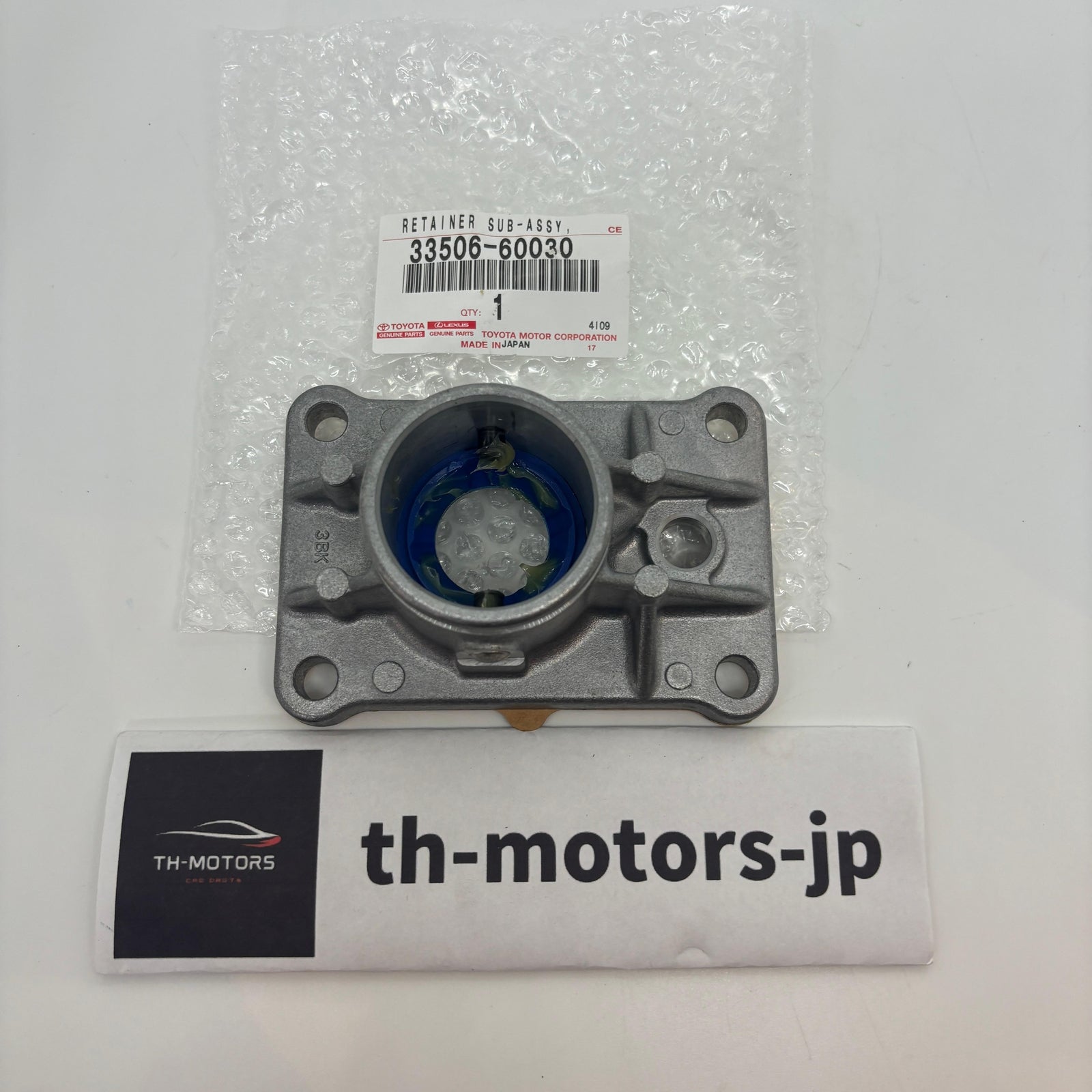 TOYOTA Genuine 4Runner Gear Control Shift Lever Retainer Floor 33506-6